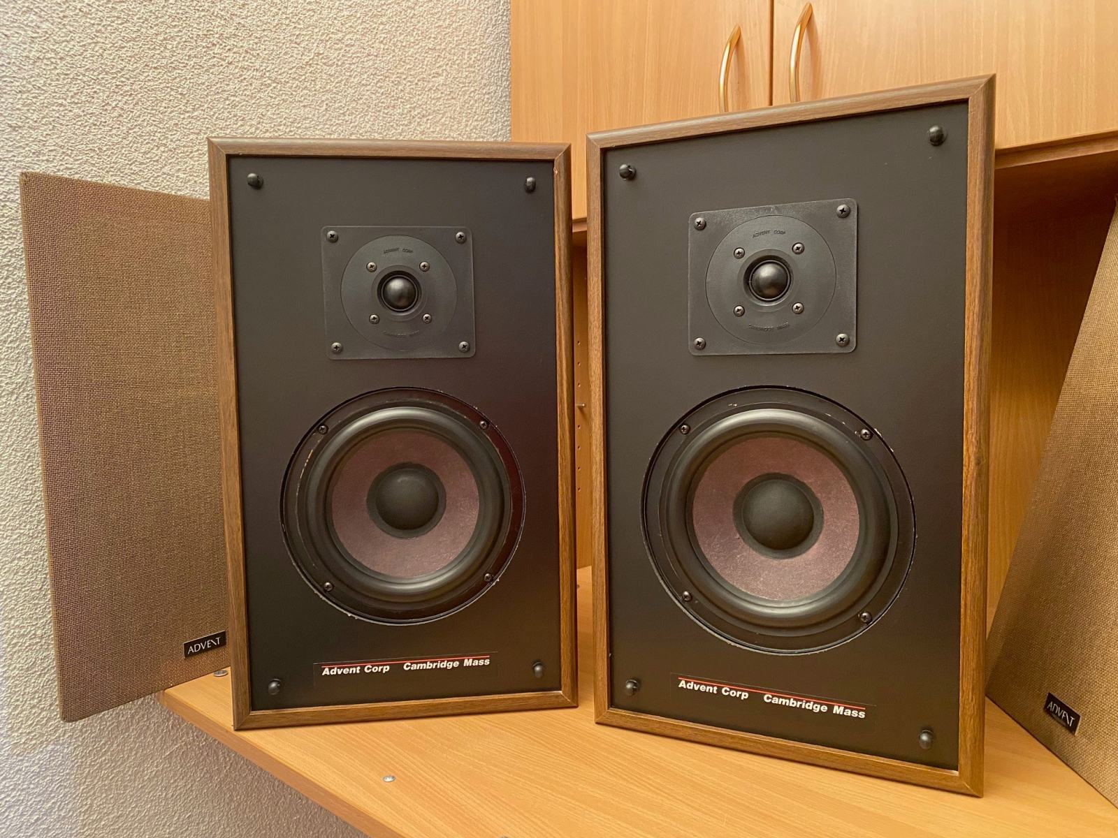 Zvučnici Advent 3002