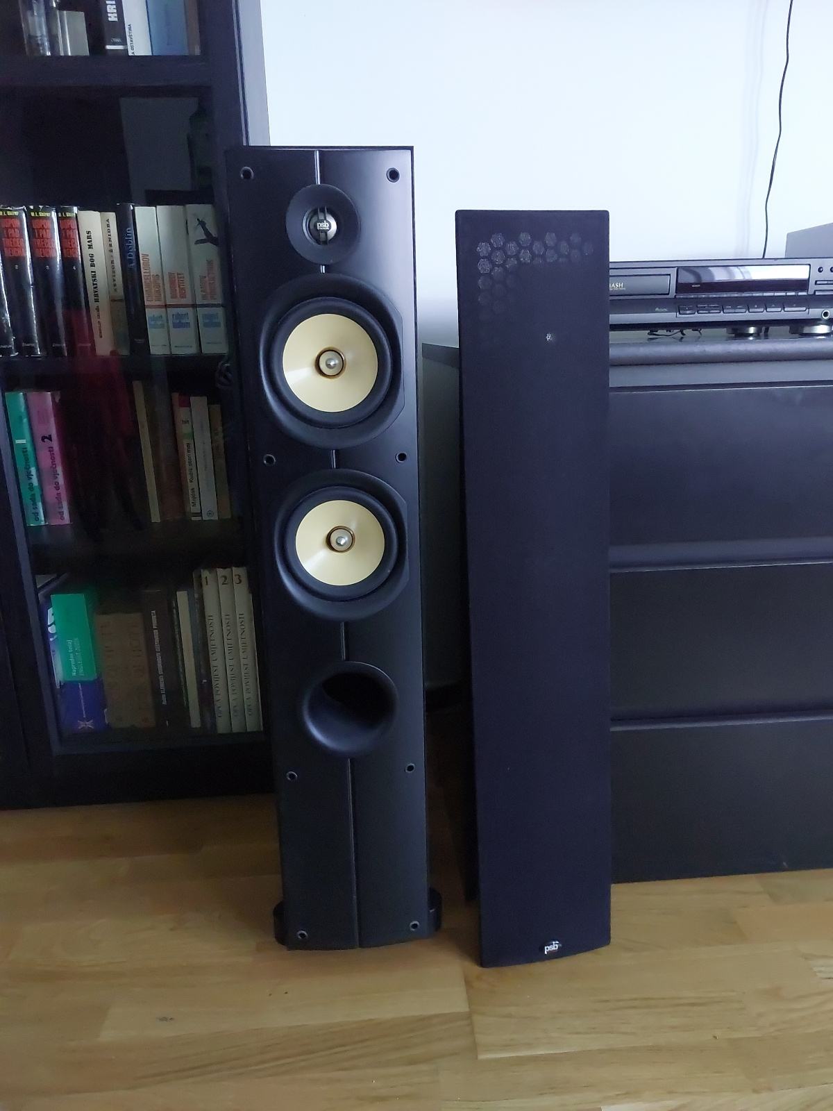 Zvučnici PSB Imagine X1T par stanje 10/10