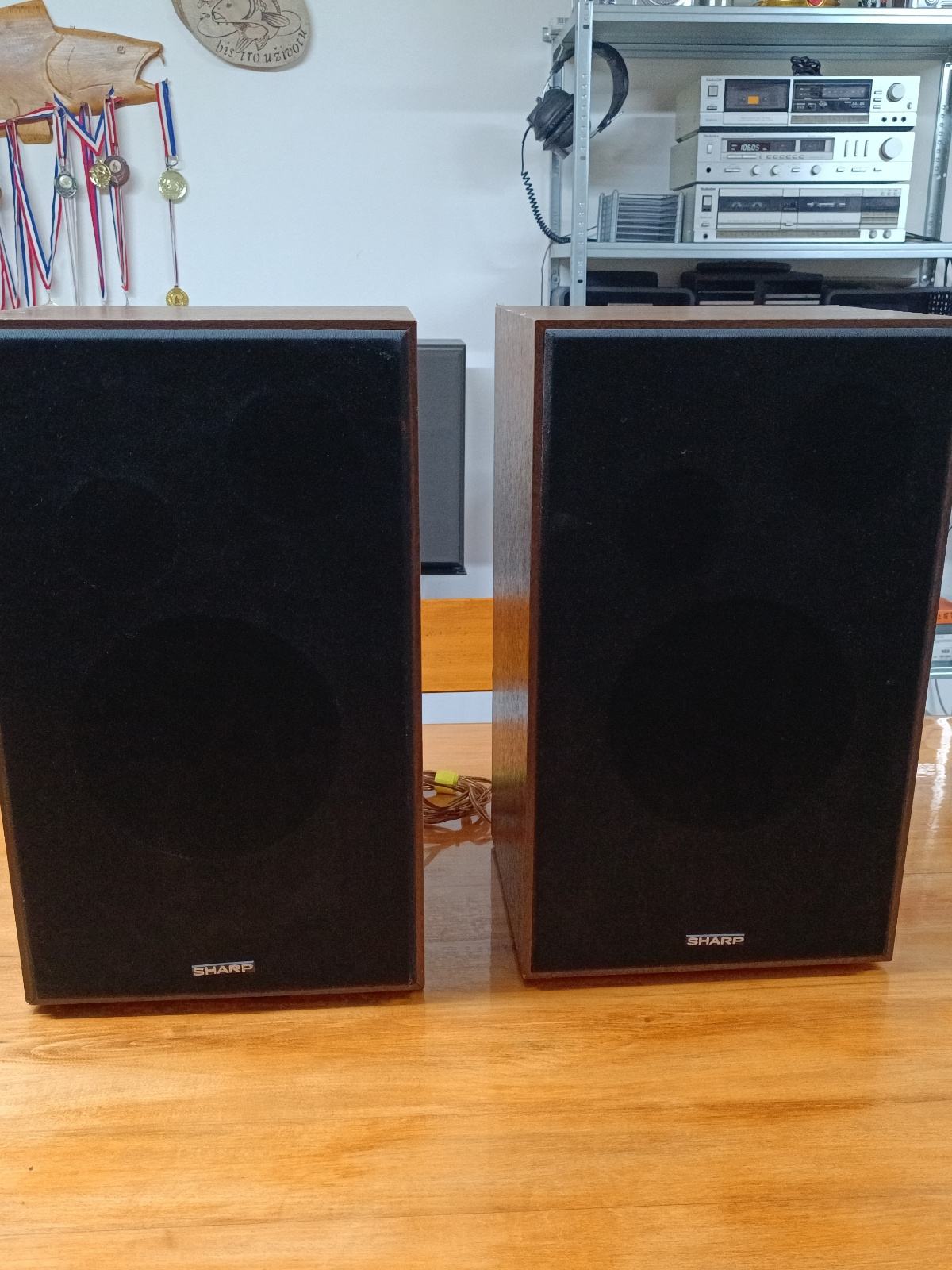 Zvučnici Sharp