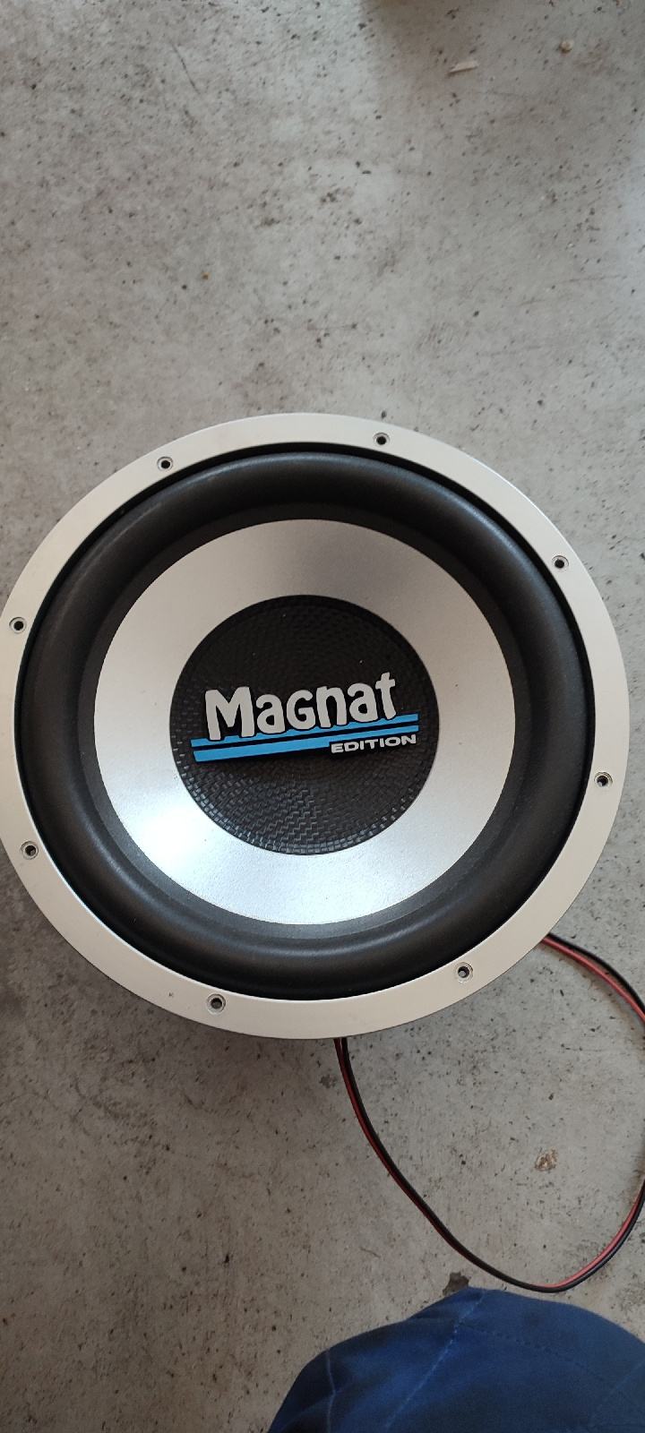 zvucnik woofer magnat